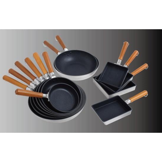 UMIC 匠技 極 フライパン 22cm 日本製 : umic-twk-f22 : 厨房・Byonho - 通販 - Yahoo!ショッピング