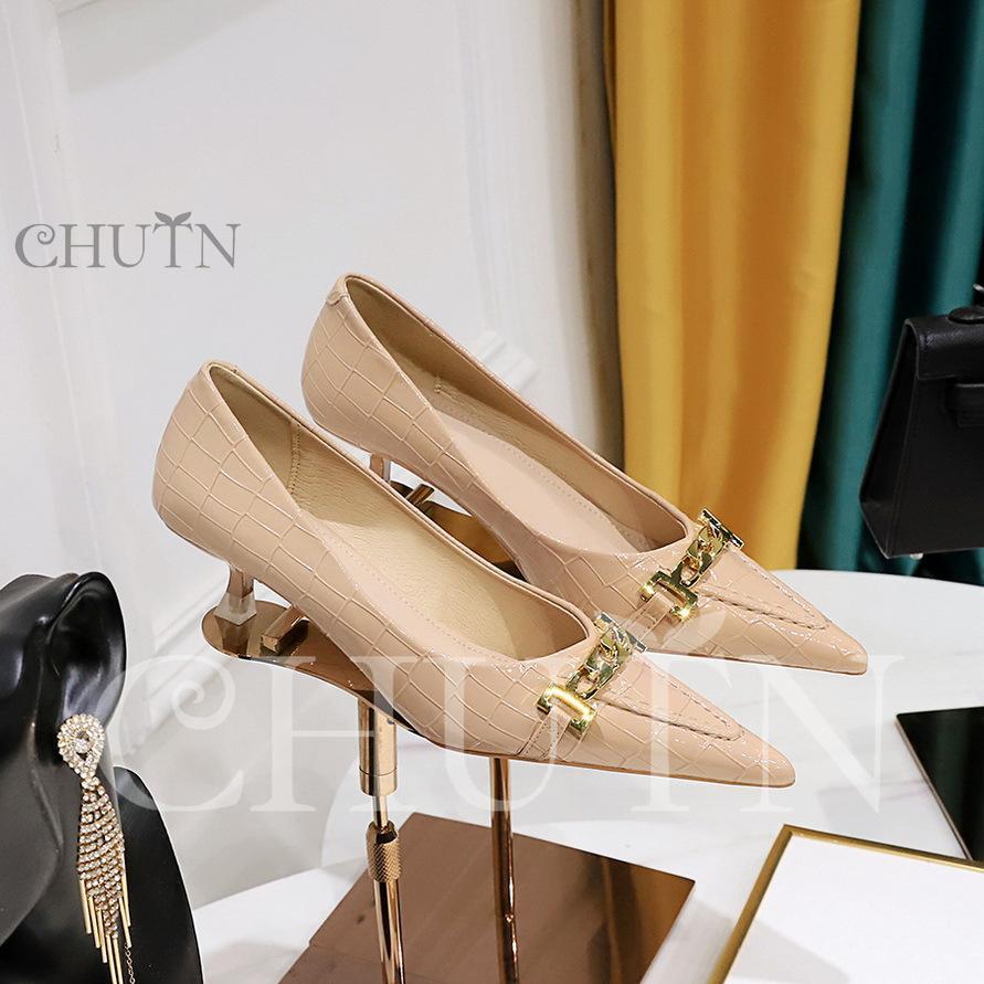 秋パンプス歩きやすいパンプス大きいサイズ パンプス 4.5cmヒール ピンヒール美脚 パンプス結婚式オフィス フォーマル ウェディング用 3色 ...