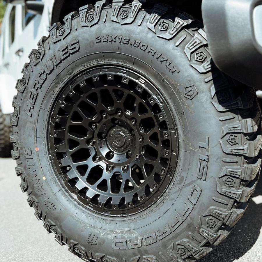 TIS OFFROAD 555SB サテンブラック 18インチアルミホイール 18x9 6H139.7 +20 150プラド/GUN125 ...