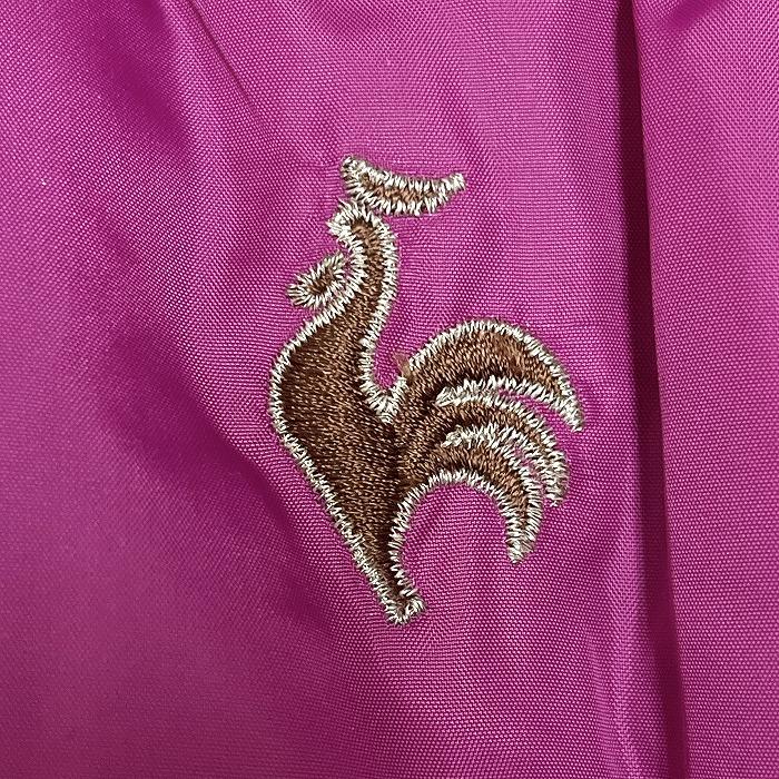 le coq sportif（ルコックスポルティフ） 中綿 ブルゾン ジャケット 鶏の刺繍 長袖 ハイネック ポリ100% O XL LL パッションピンク レディース : Undo Rowa ...