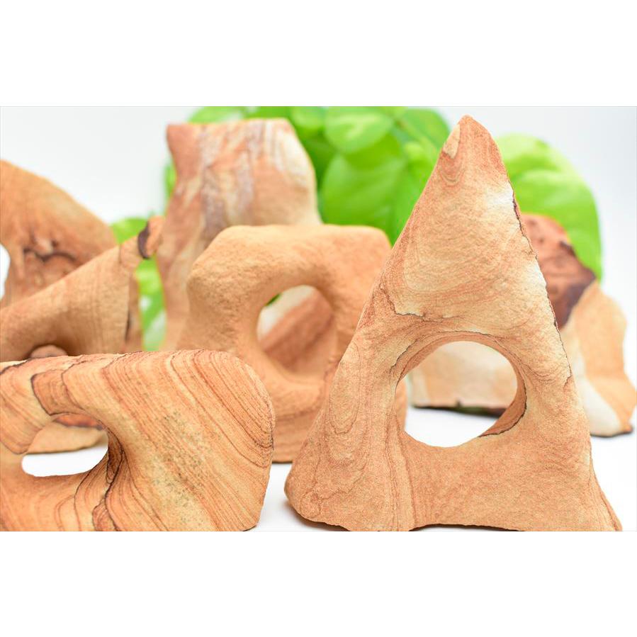 サンドストーン ナバホストーン 種類お任せ (約240g〜330g前後) 置物 オブジェ アメリカ・アリゾナ州産 砂岩 アリゾナ モニュメントバレー : 厳選天然石専門店 UPSTONE ...