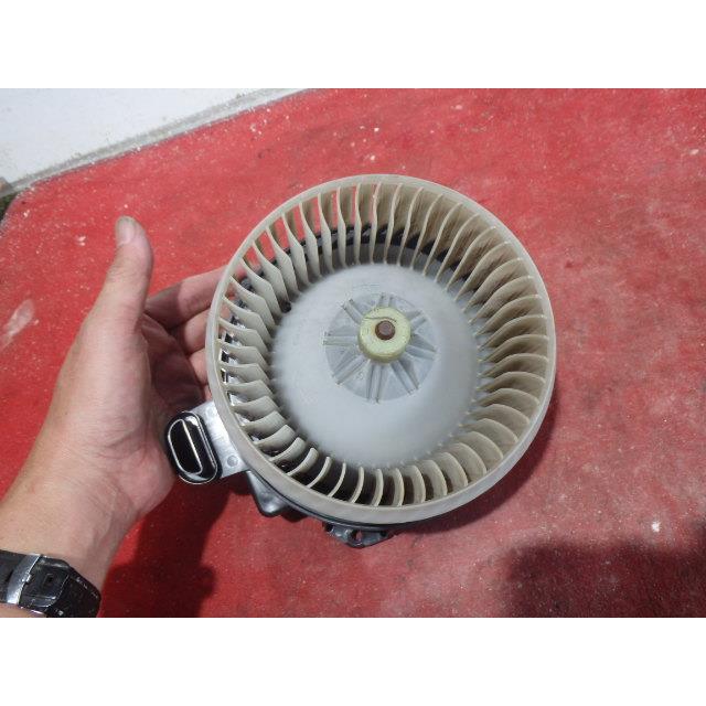 プリウス DAA-ZVW30 ヒーターブロアモーター Sツーリングセレクション 2ZR-FXE 7M1 272700-8073 199849 ...