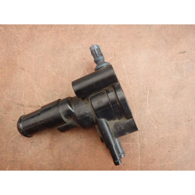 スペーシア DBA-MK32S サーモスタットケース G R06A ZVB 200673 : used-part-factory - 通販 ...