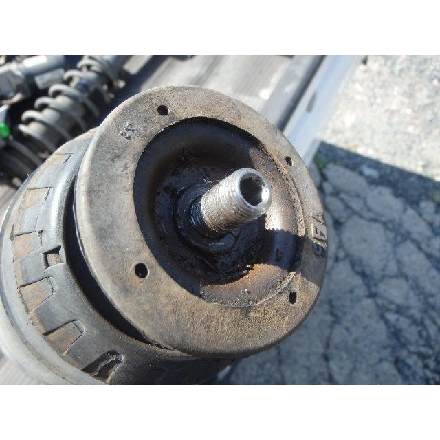 ライフ DBA-JB5 右FストラットASSY DIVAベンチ P07A NH716M 51601-SFA-N05 201634 : used-part-factory - 通販 ...