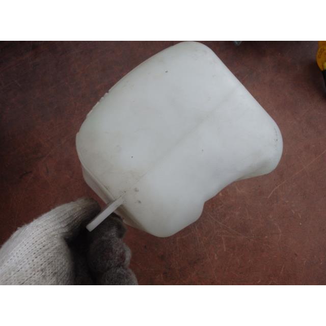 サンバー EBD-TT2 ラジエータリザーブタンク TB 4WD EN07F 59M 206738 : used-part-factory - 通販 - Yahoo!ショッピング