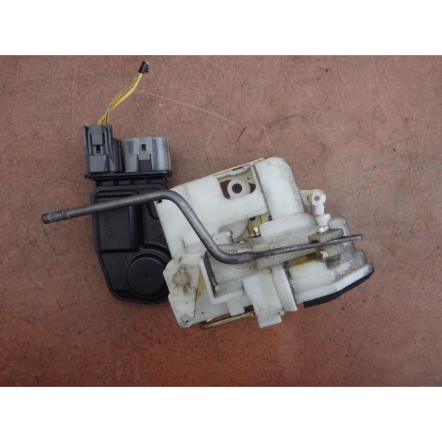 ステップワゴン LA-RF3 左Fドアロックソレノイド D K20A NH623M 207018 : used-part-factory ...