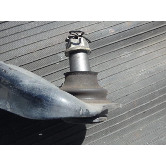 フリード DBA-GB3 右Fロアアーム G Lパッケージ 8人 L15A R530P 51350-SYY-010 208037 :000020803751720:used-part ...