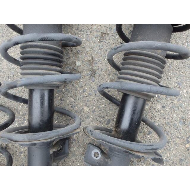 マーチ CBA-AK12 ストラット・アブソーバーセット(1台分) ボレロ CR12DE KY0 54302-AZ126 208414 ...