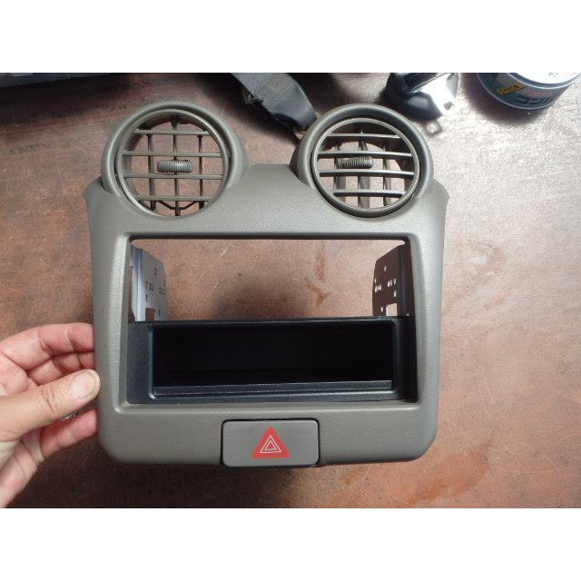 キャロル DBA-HB24S クラスターパネル G2 K6A ZFB 73821-72J0 オーディオパネル/HA24S 211761 ...