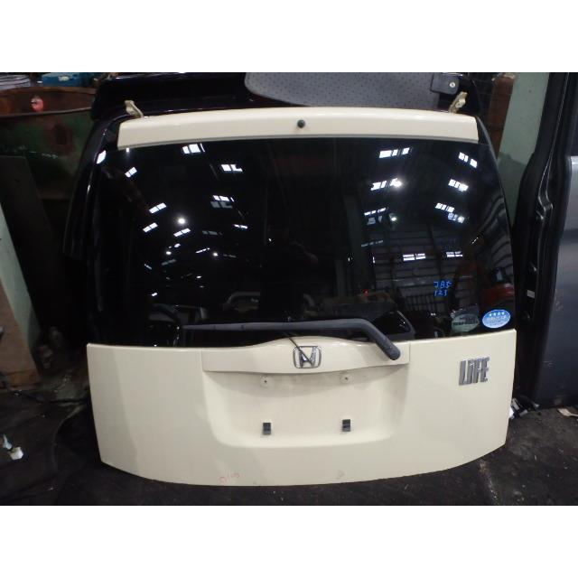 ライフ DBA-JB5 バックドアASSY F P07A YR546 68100-SFA-010ZZ 211860 : used-part-factory - 通販 - Yahoo!ショッピング