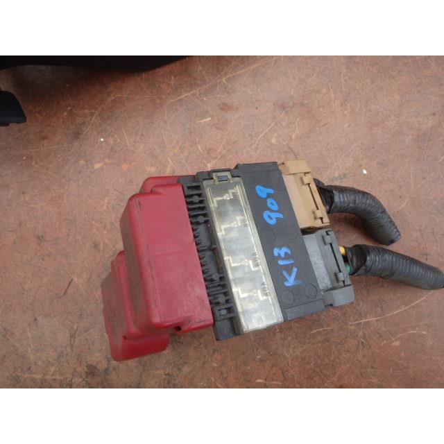 マーチ DBA-K13 ヒューズボックス 12X HR12DE GAB バッテリープラス端子 213528 : used-part ...