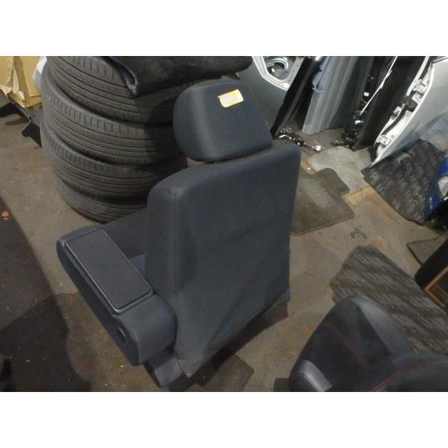 ムーヴ DBA-L175S ドライバーシート X VS KF-VE W24 217552 : used-part-factory - 通販 - Yahoo!ショッピング