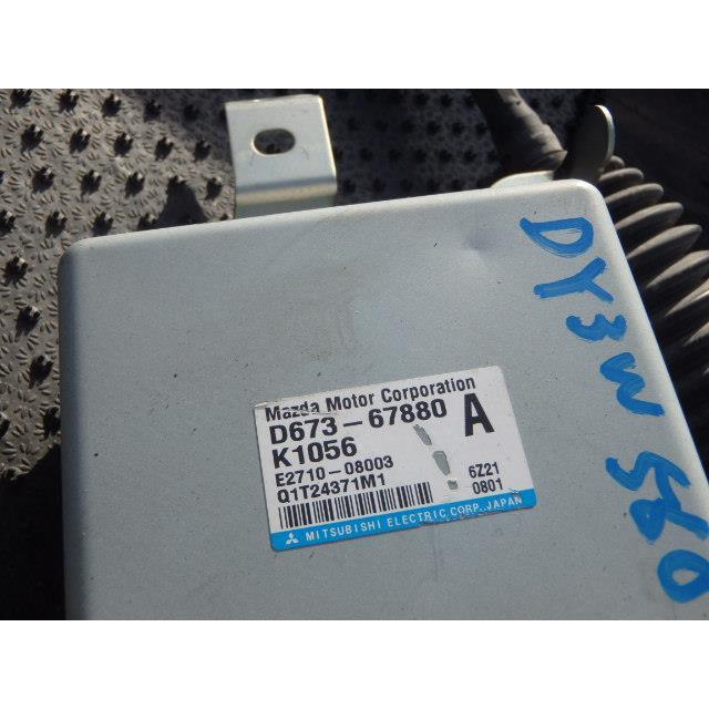 デミオ DBA-DY3W ステアリングギアボックス ZJ-VE 27B D521-32-110 CPU付(D673-67880 219517 ...