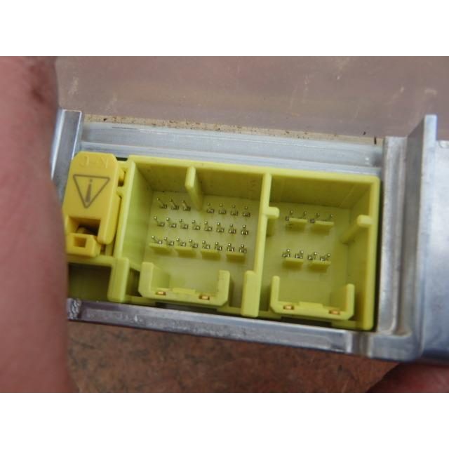 キャリイ キャリィ EBD-DA16T その他 電装部品 KC 4WD R06A 26U 38910-82M01 エアバックコンピューター/SRS/DG16T/DS16T/DR16T ...