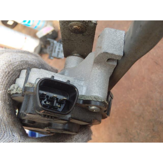 キャリイ キャリィ EBD-DA16T Fワイパーモーター KC 4WD R06A 26U 38110-82M00 /DG16T/DS16T/DR16T/ワイパーリンク付 220703 ...