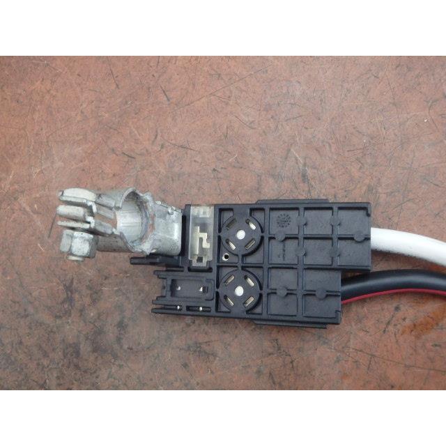 プレマシー DBA-CWFFW ヒューズボックス PE-VPS 28W バッテリープラス端子 220874 : used-part-factory - 通販 - Yahoo!ショッピング