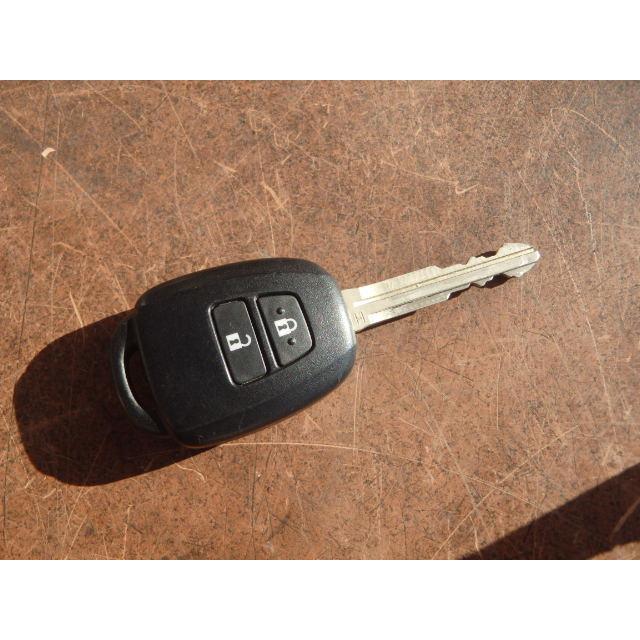 プロボックス 6AE-NHP160V キーレスリモコン HV F 1NZ-FXE 209 227920 : 000022792064000 : used-part-factory - 通販 ...