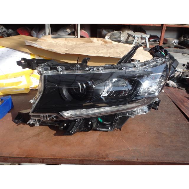 ランドクルーザープラド 3BA-TRJ150W ヘッドライト左 LH TX 4WD 5人 2TR-FE 60-262 81185-60U30 ...