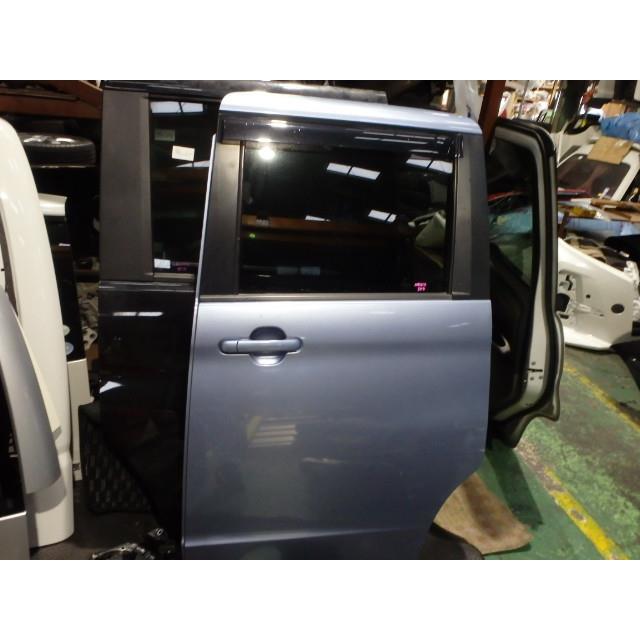 パレット DBA-MK21S リアドア左 スライドドア左 660 G K6A-DE ZLU 青 68701-82K00 172572 : used-part-factory - 通販 ...