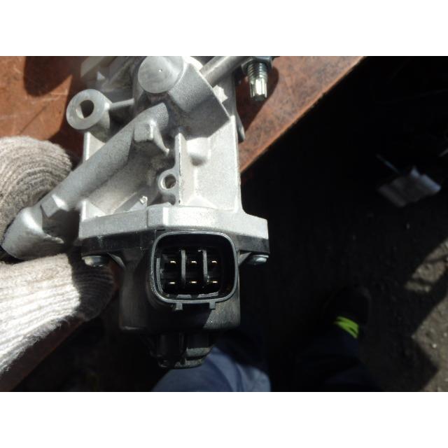 プリウス DAA-ZVW51 その他 E/G部品 2ZR-FXE 070 パール 25620-37140 EGRバルブ/トヨタ 174213 ...