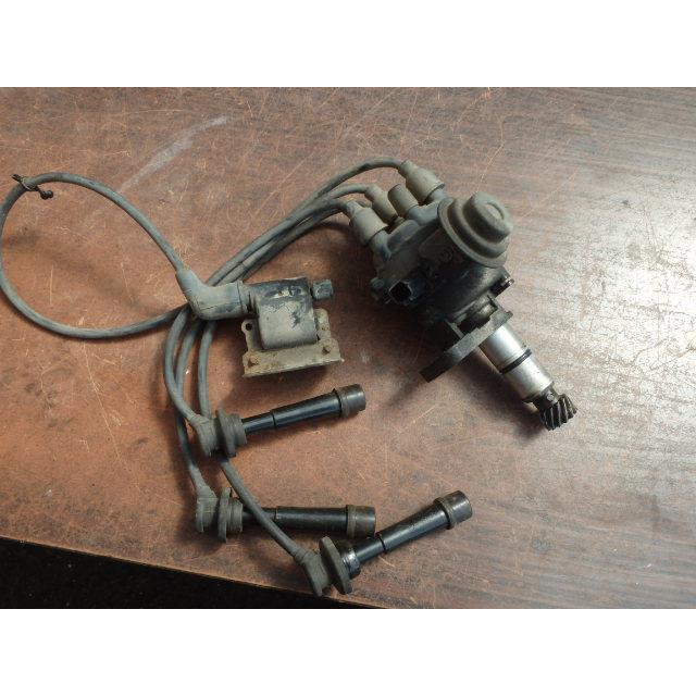 スクラム V-DK51T ディストリビューター 660 KC F6A-S 26U 白 33100-51F11 1A02-18-200A 177439 : used-part-factory ...