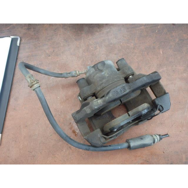 デミオ UA-DY3W 左Fキャリパー 1300 CASUAL ZJ-VE 22V 銀 D3Y0-33-99Z 178819 : used ...