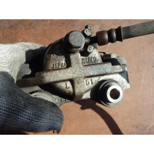 サンバー V-KS4 左Fキャリパー 660 STD EN07-S 26200TA013 184407 : used-part-factory - 通販 - Yahoo!ショッピング