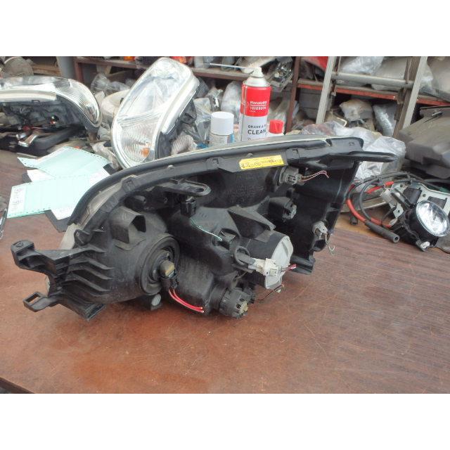 ヴォクシー DBA-AZR60G ヘッドライト右 RH Z-KIRA 1AZ-FSE 1D2 グレー 28-183 81110-28870 ...