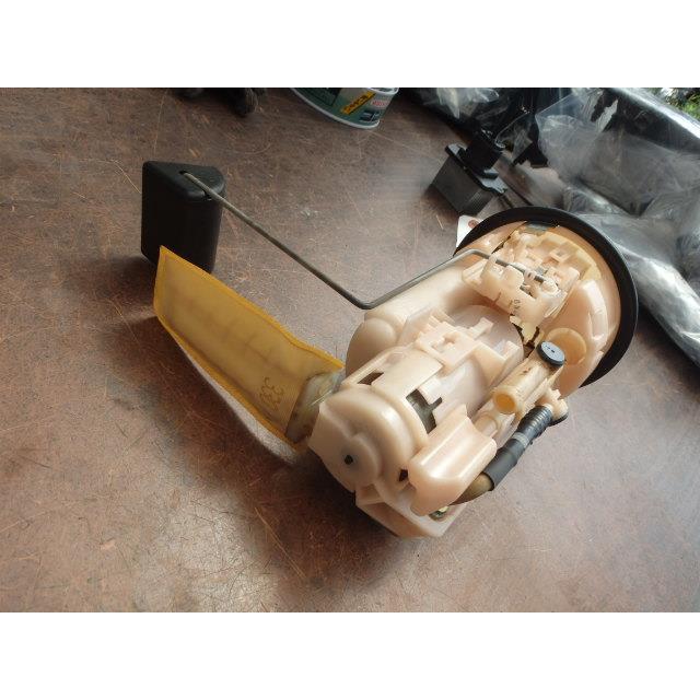 アリスト TA-JZS160 フューエルポンプ S300AV 2JZ-GE 062 パール 77020-30011 23221-70360 ...