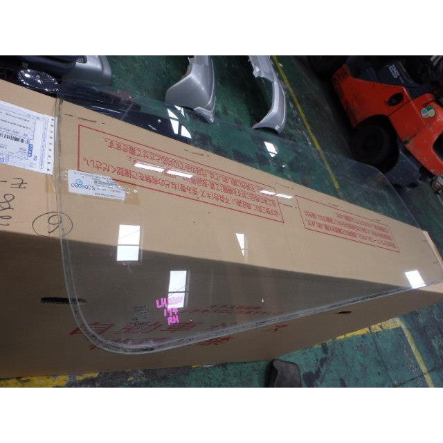 ハイエース U-LH113V 右クォーターガラス DX 3L 191841 : used-part-factory - 通販 - Yahoo!ショッピング