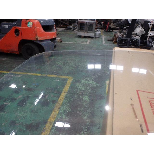 ハイエース U-LH113V 右クォーターガラス DX 3L 191841 : used-part-factory - 通販 - Yahoo!ショッピング