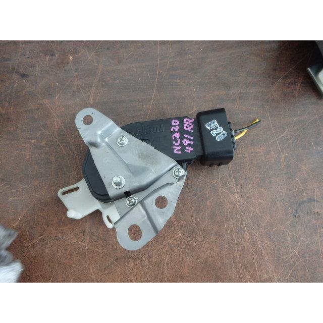 ラウム CBA-NCZ20 右Rドアロックソレノイド 1500 Sパッケージ 1NZ-FE 3P0 赤 リアドア右側用/ 192410 : used-part-factory - 通販 ...