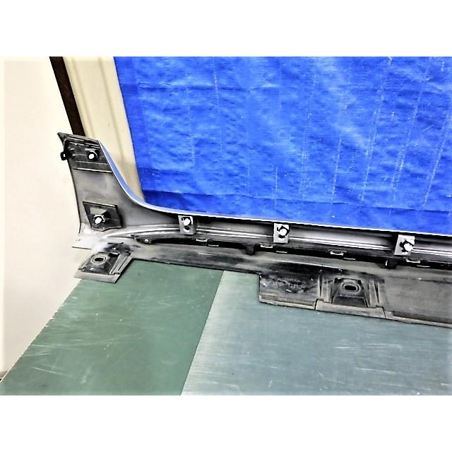 E048 レジェンド KC2 左 サイドステップ サイドシルモール 71850-TY2 : v202204201442 : V TRUST - 通販 - Yahoo!ショッピング