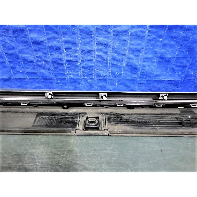 E048 レジェンド KC2 左 サイドステップ サイドシルモール 71850-TY2 :v202204201442:V TRUST - 通販 - Yahoo!ショッピング