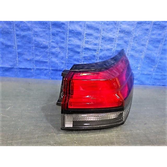 S110 ノート E13 右テール D268 26550-6XK0A 美品 : V TRUST - 通販 - Yahoo!ショッピング