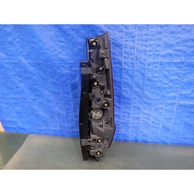 S646 ノア エスクァイア ZRR80G ZWR80G ZRR80W 前期 左テール 28-231 美品 : V TRUST - 通販 - Yahoo!ショッピング