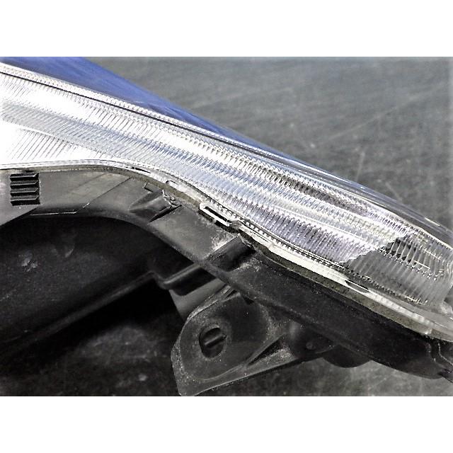 3829 アクア NHP10 前期 左ライト ハロゲン 52-244 美品 :v202209221532:V TRUST - 通販 - Yahoo!ショッピング