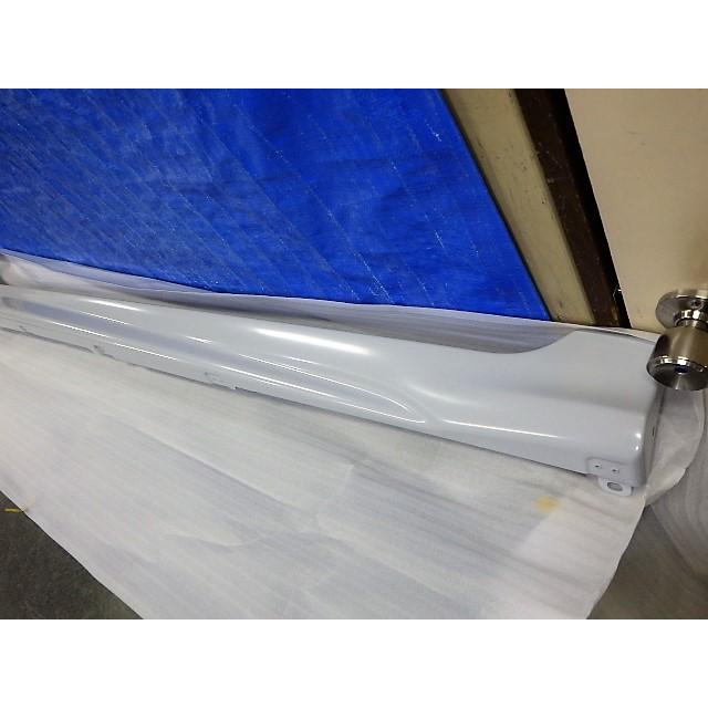 E066 オーリス 181 右 サイドステップ サイドスカート NZE181H NZE184H ZRE186H 未使用品 美品 : V TRUST - 通販 - Yahoo!ショッピング