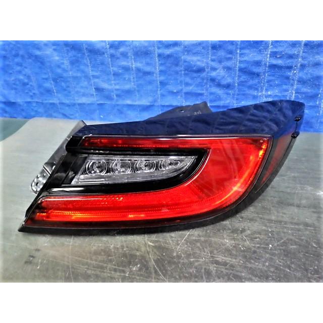 S1313 GR86 ZN8 右テール LED D258 84201 CC002 MA BRZ ZD8 美品 : V TRUST - 通販 - Yahoo!ショッピング
