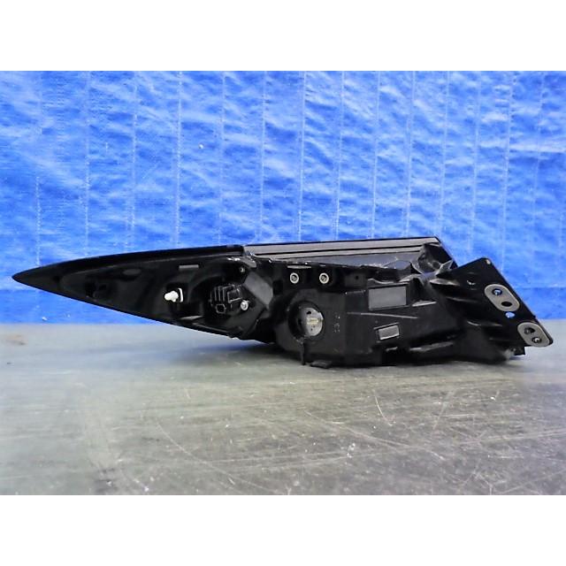 S1313 GR86 ZN8 右テール LED D258 84201 CC002 MA BRZ ZD8 美品 : V TRUST - 通販 - Yahoo!ショッピング