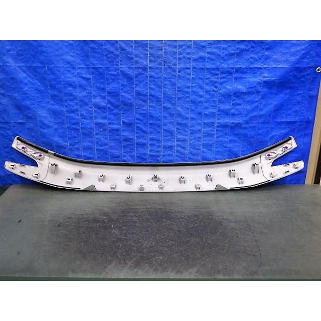 G178 フォレスター SK9 SKE リアガーニッシュ C16010129 91112SJ000 良品 : V TRUST - 通販 ...