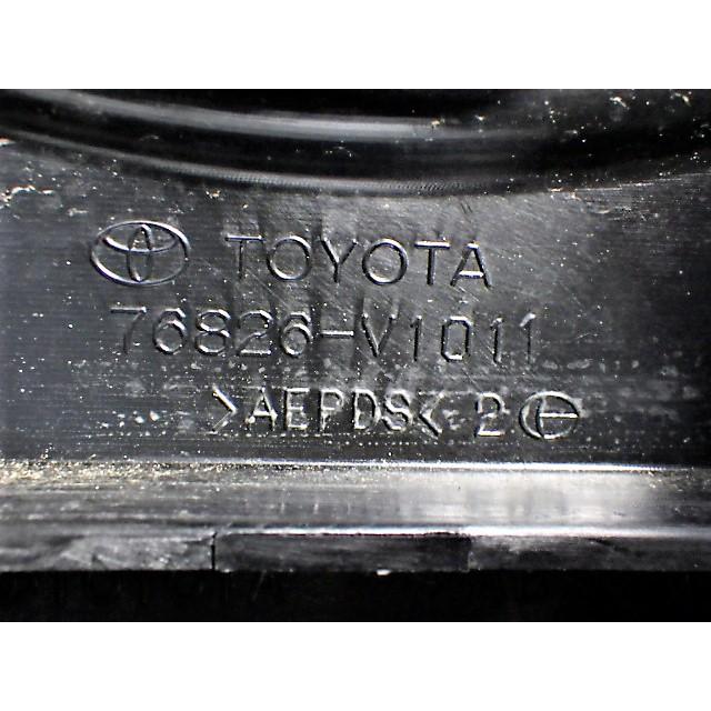 L055 ヴォクシー 90 リアガーニッシュ 76826-V1011 76801-V1030/1 76811-V1030/1 ZWR90W ...