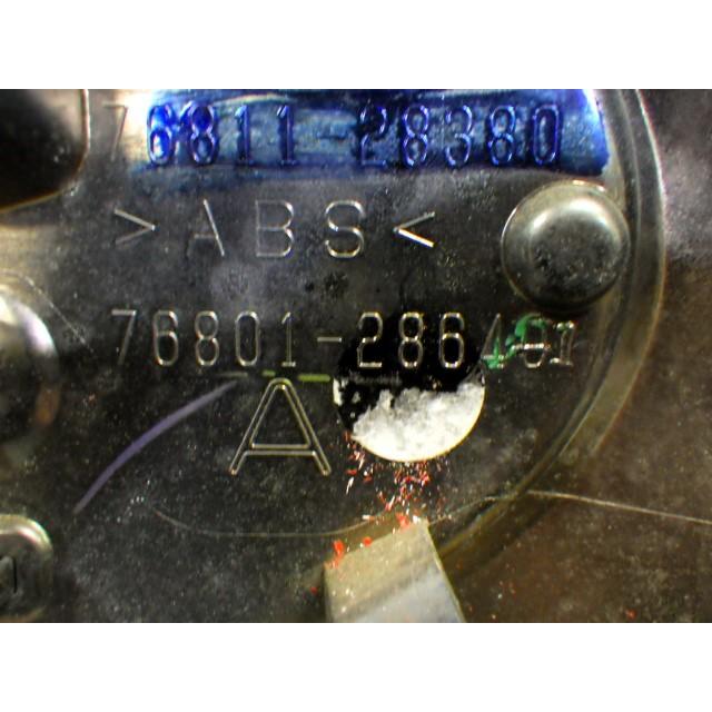 L309 ノア ハイブリッド 後期 リアガーニッシュ 76801-28641 76811-28350 76801-28611 ZWR80W : V TRUST - 通販 - Yahoo!ショッピング