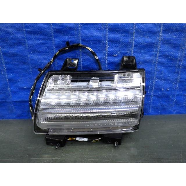 K333 ジープ ラングラー JL 左 LED デイライト 55112885AG 純正品 美品 : V TRUST - 通販 - Yahoo ...