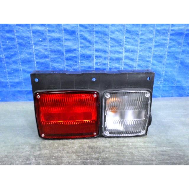 S072 日野 レンジャー 右テール 220-15280 美品 : V TRUST - 通販 - Yahoo!ショッピング