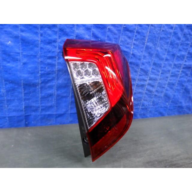 K623 フィット ハイブリッド GP5 GP6 前期 右テール LED W1698 美品 : V TRUST - 通販 - Yahoo!ショッピング