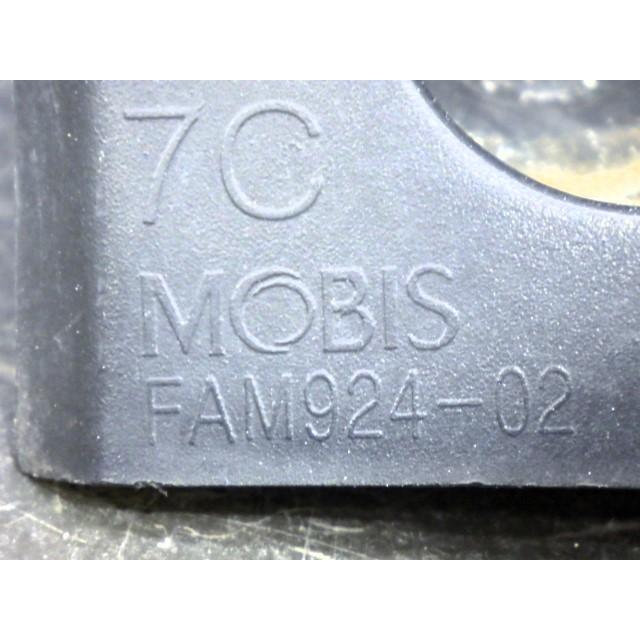 K969 インプレッサ スポーツ GP2 GP3 右テール FAM924-02 84201-FJ040 XV GP6 GP7 美品 : V TRUST - 通販 - Yahoo!ショッピング