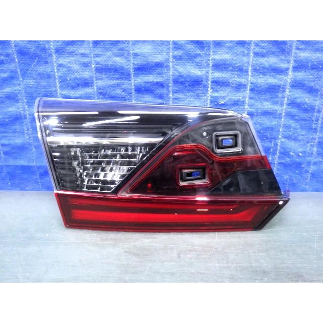 K249 シャトル GK8 GK9 後期 左テール 内 W4846 ハイブリッド GP7 GP8 美品 : V TRUST - 通販 ...