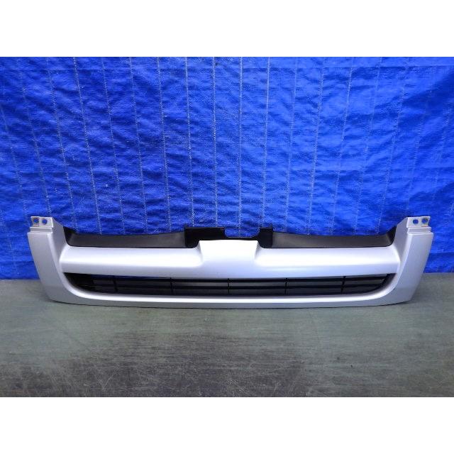 L415 ハイエース 200 前期 1型 標準 グリル 53100-26210 純正品 : V TRUST - 通販 - Yahoo!ショッピング