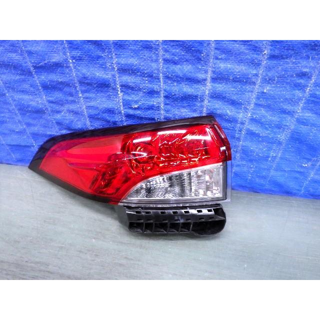 S595 カローラ NRE210 ZRE212 ZWE211 ZWE214 左テール LED 12-635 D 美品 : V TRUST ...